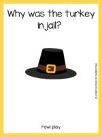 120 Thanksgiving Jokes For Kids That Will Make You Cluck!