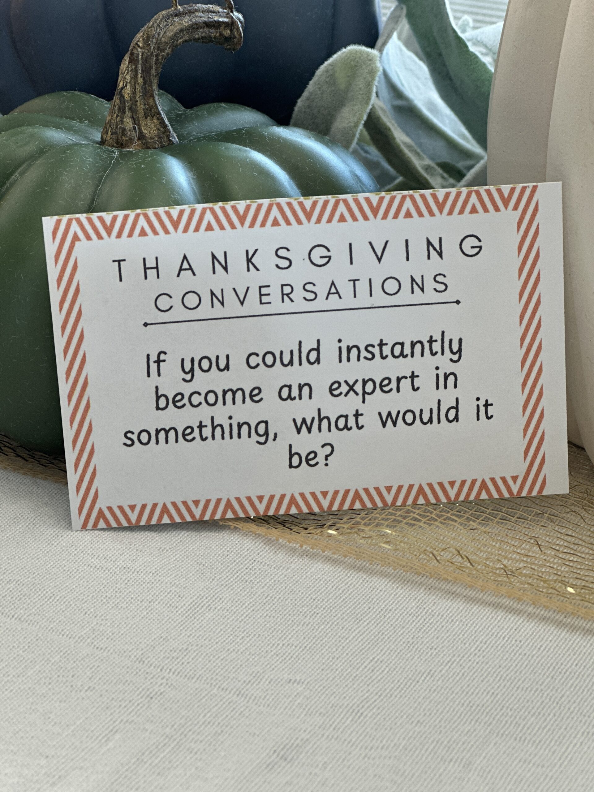 240+ Thanksgiving Conversation Starters [Printable Cards]