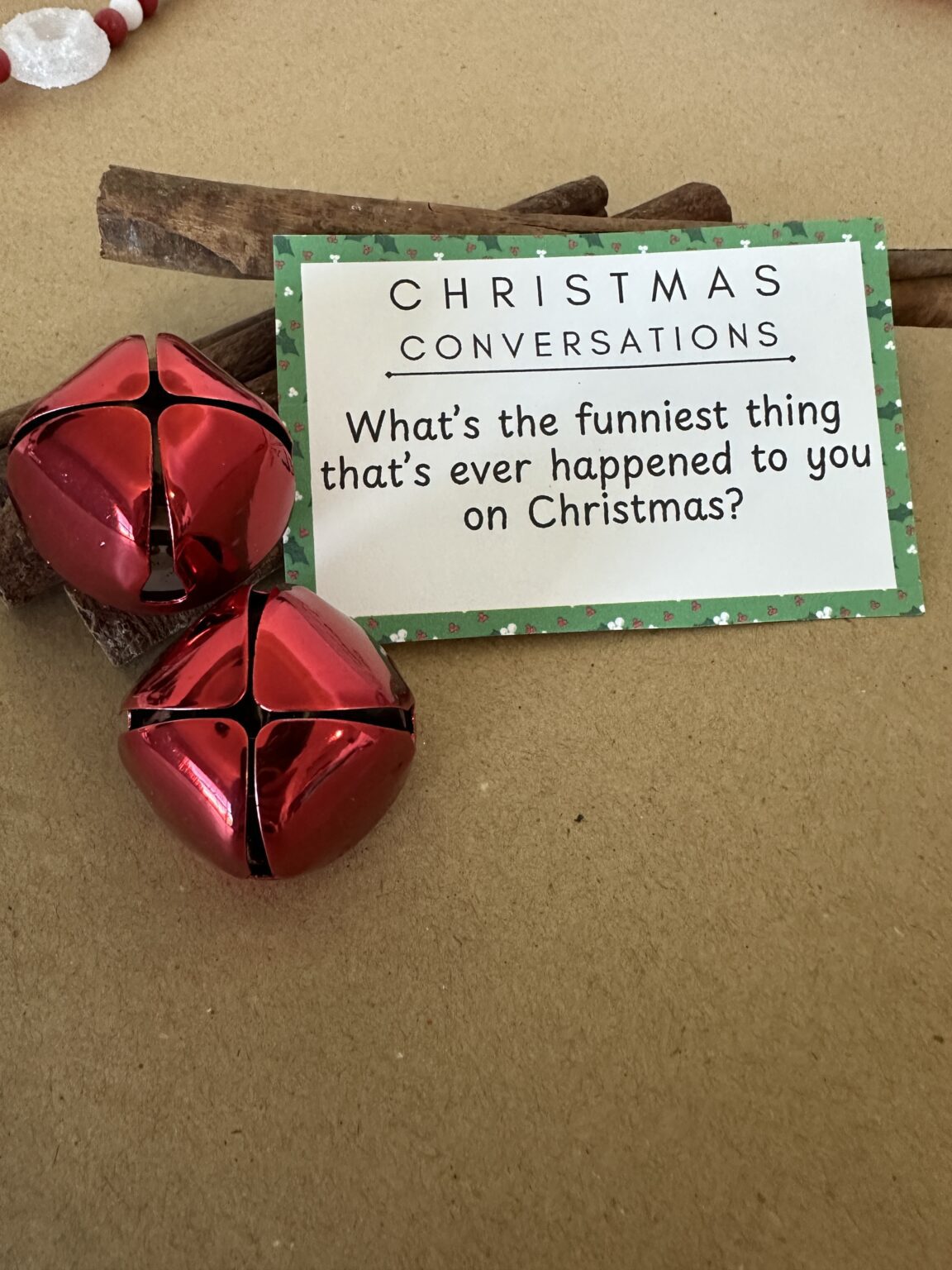 275+ Christmas Conversation Starters [Printable Cards]