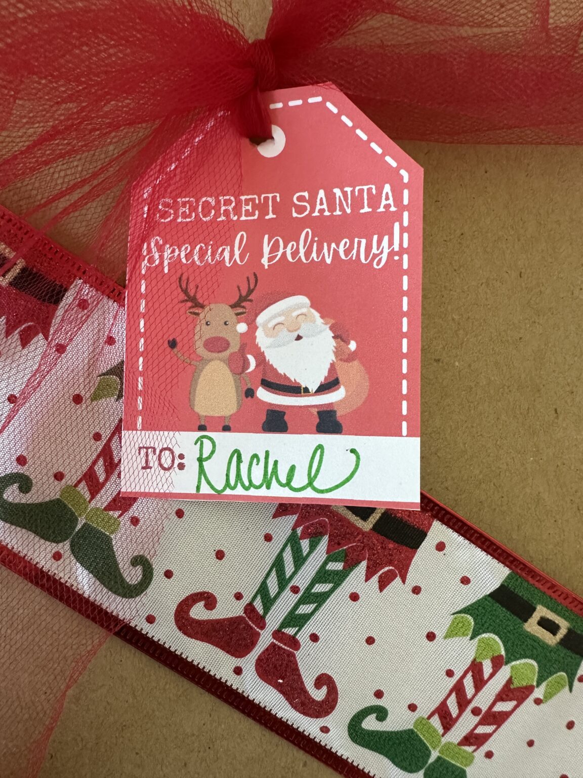 How to Play Secret Santa + Secret Santa Kit