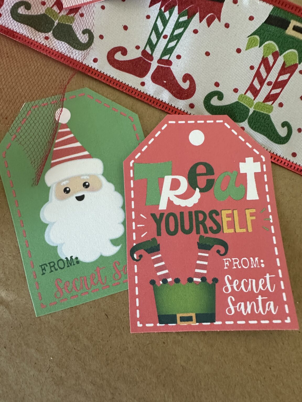 Perfect Secret Santa Gift Tags [Freebie]