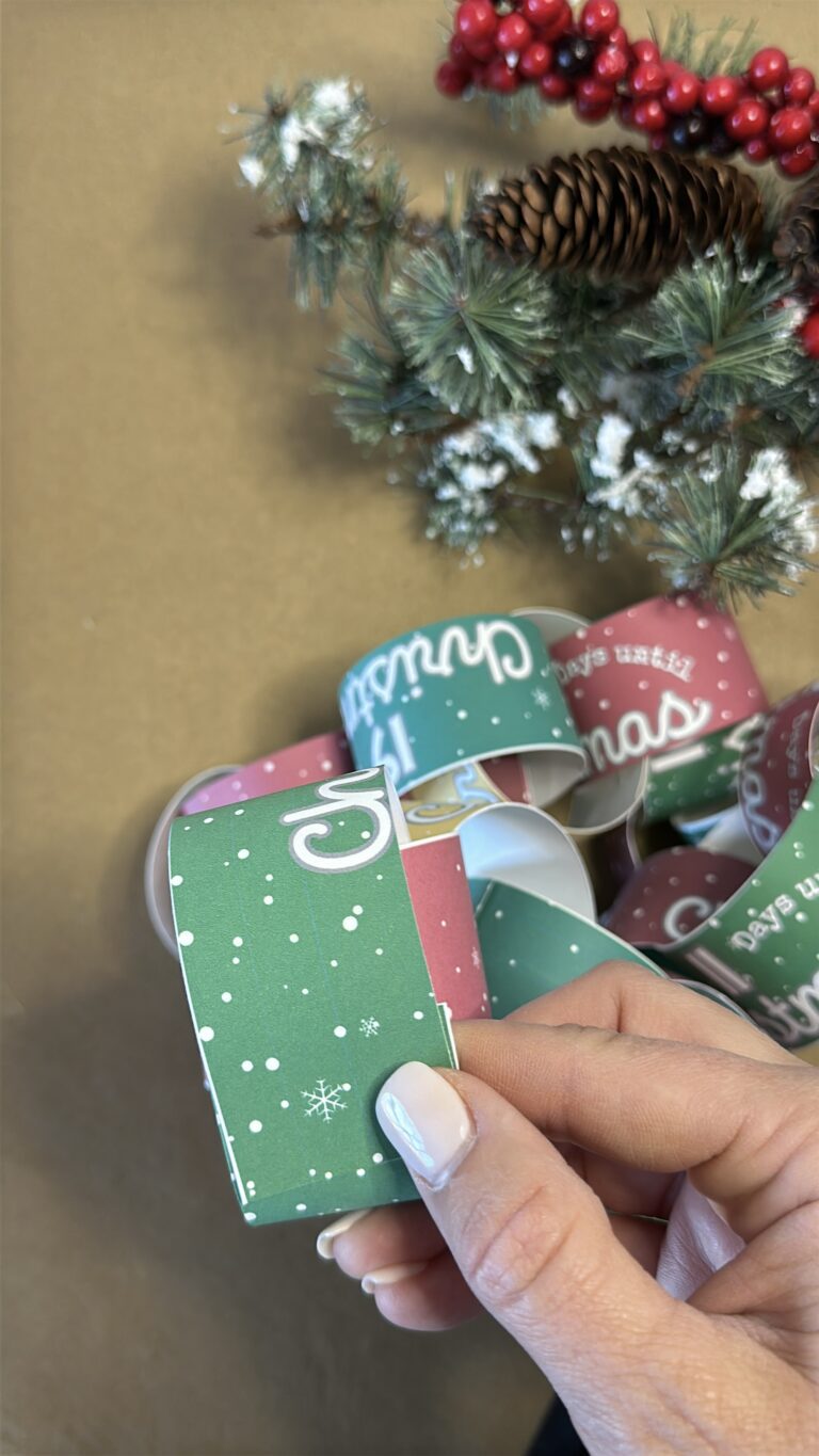 Free Christmas Countdown Chain Printable