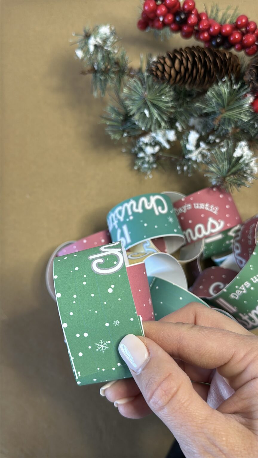 Free Christmas Countdown Chain Printable