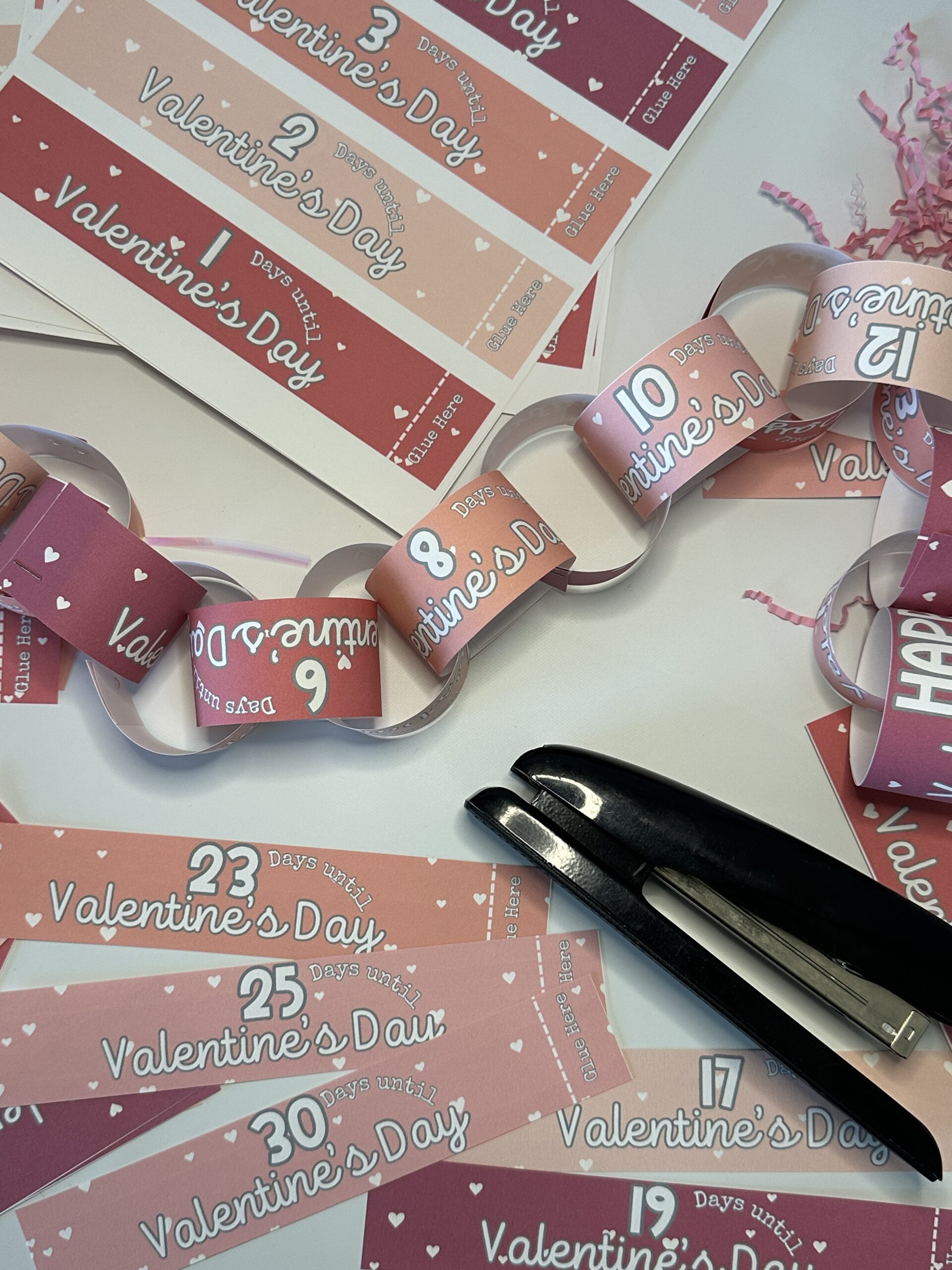 Free Valentine's Day Countdown Chain Printable