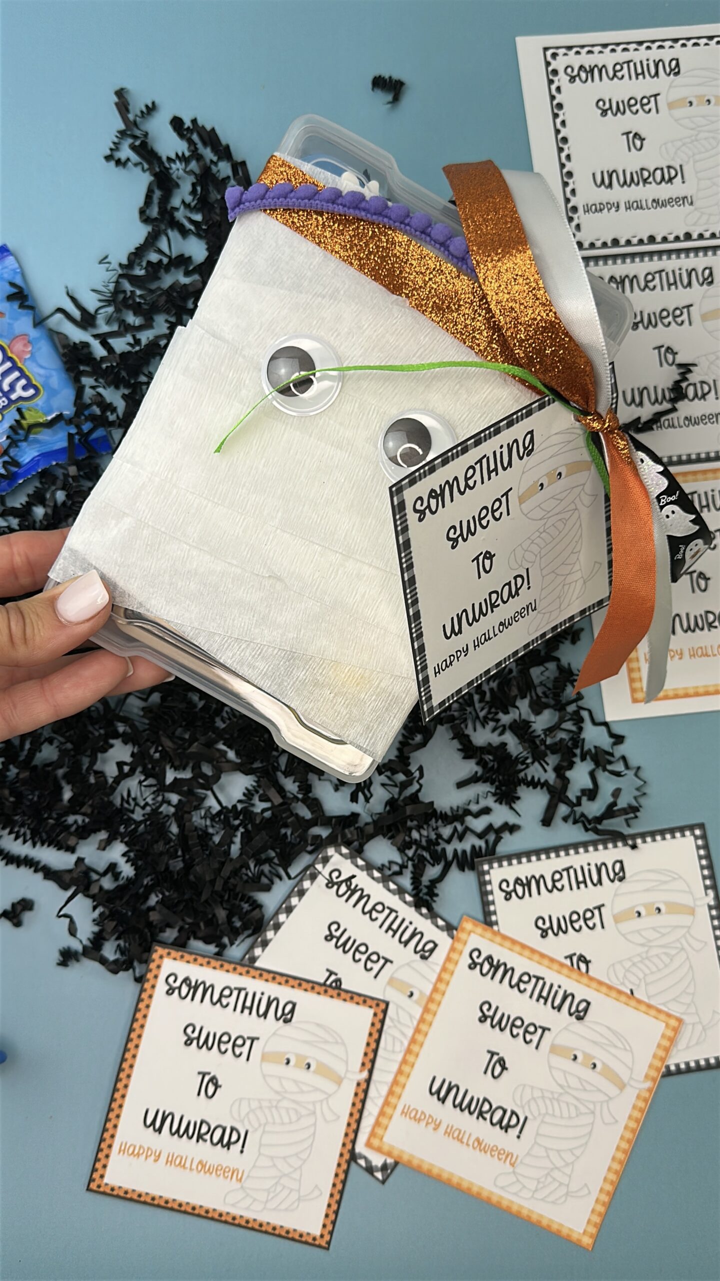 Something Sweet to Unwrap Printable Halloween Gift Tags
